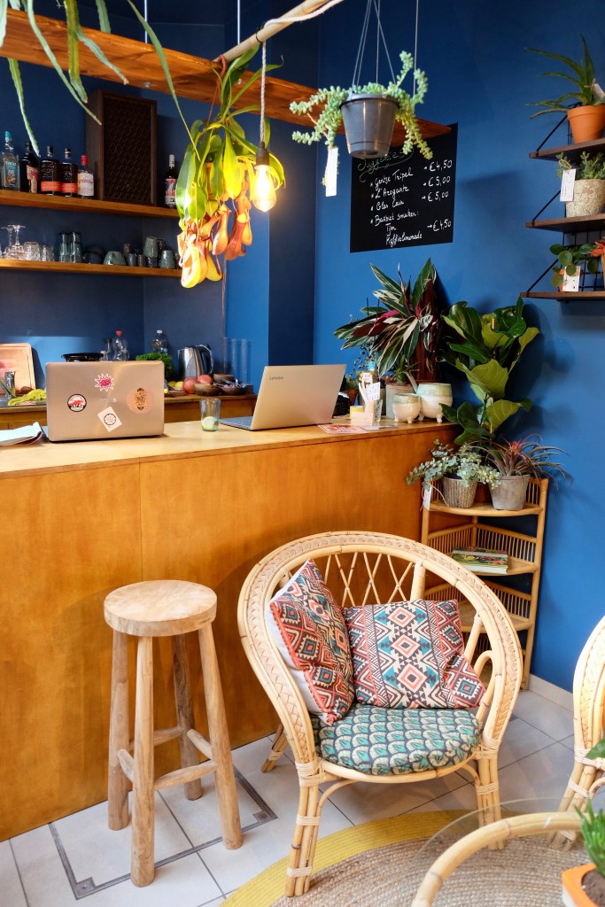 New in Town: Broesse – Gorgeous Globe